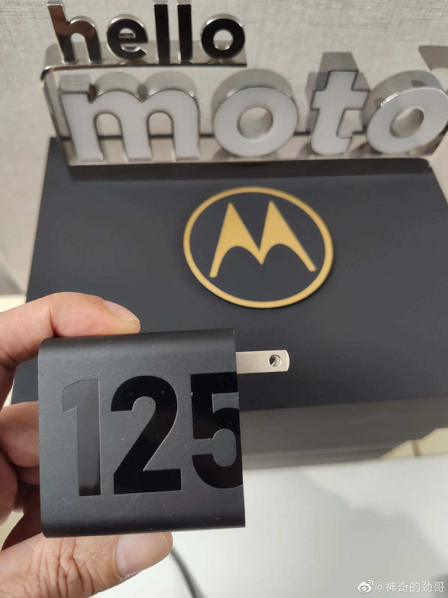 Motorola Moto Frontier leaked specifications; would arrive with 125W ...